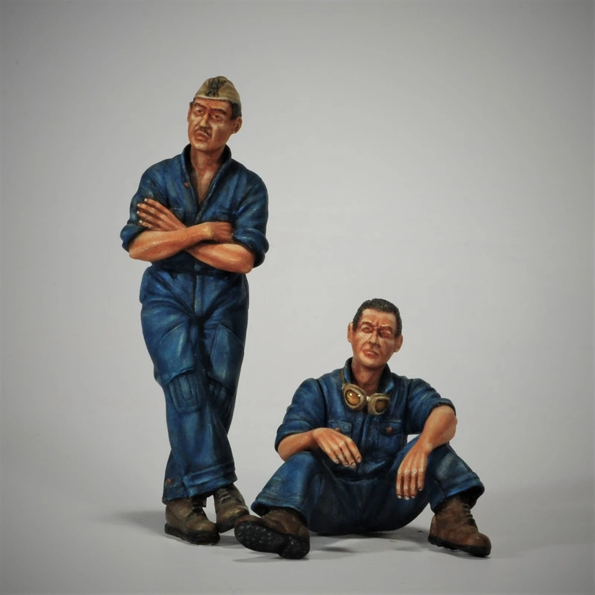 1-35-Figure-Resin-unpainted-model-kit-military-theme-resting-Italian ...