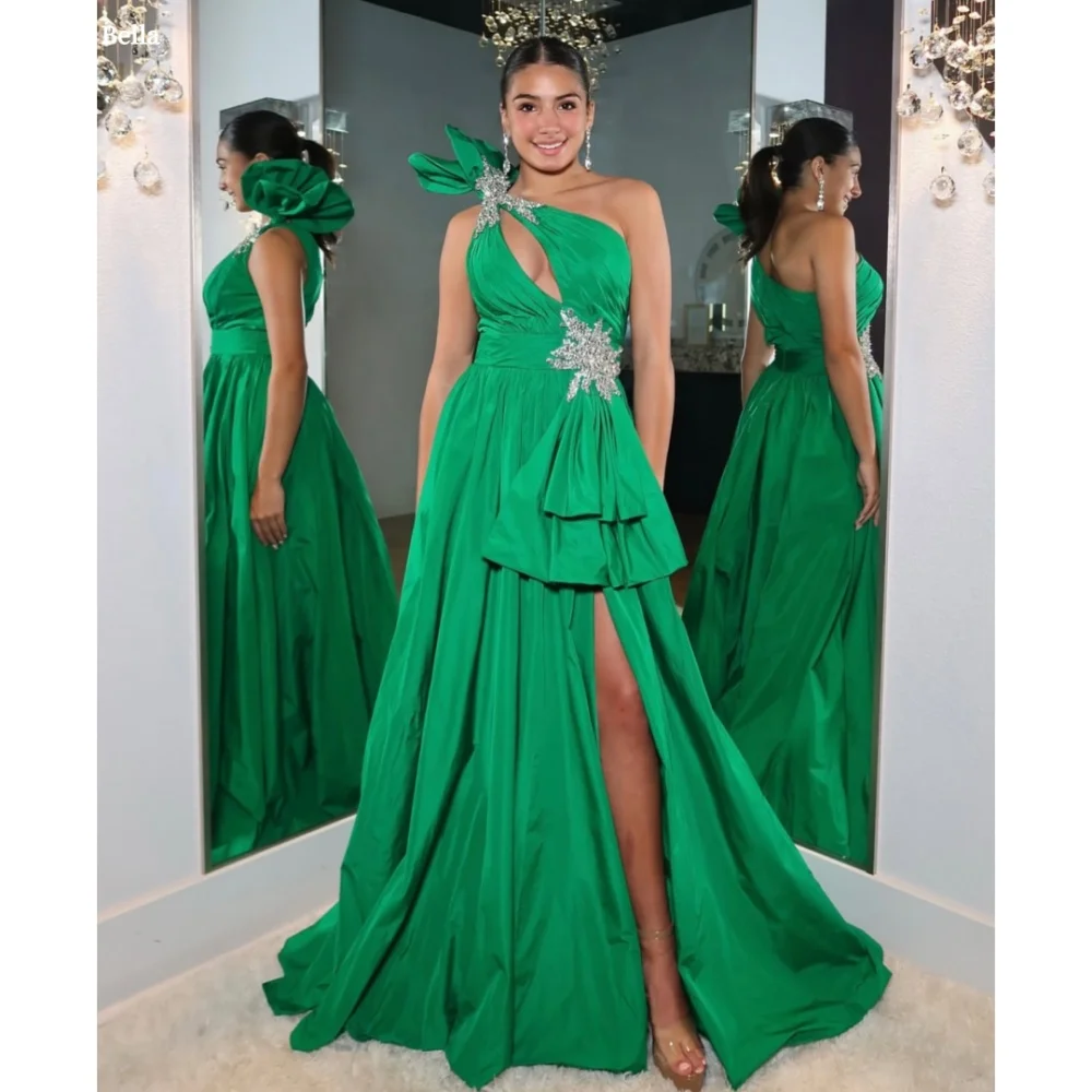 Bella Customized Green Slanted Shoulders Backless Satin robes de soirée ...