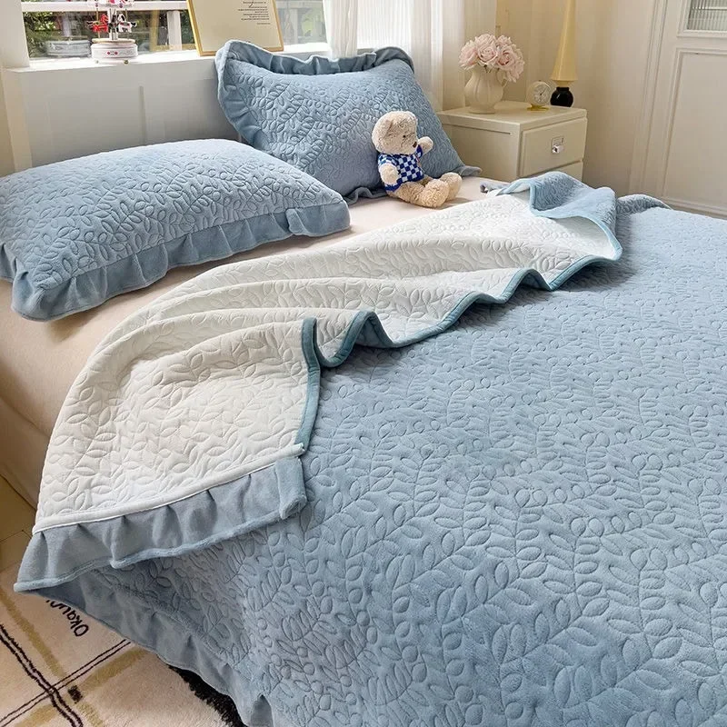 Winter-Quilted-Warm-Milk-Velvet-Bed-Sheet-Dormitory-Bedspread-Double ...