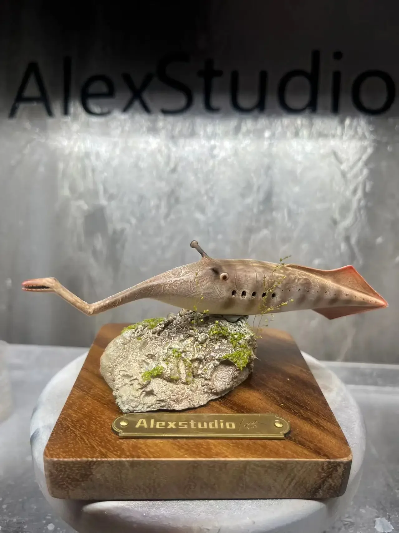 Alex-Studio-Tully-Monster-Model-Tullimonstrum-Animal-Painted-Realistic ...