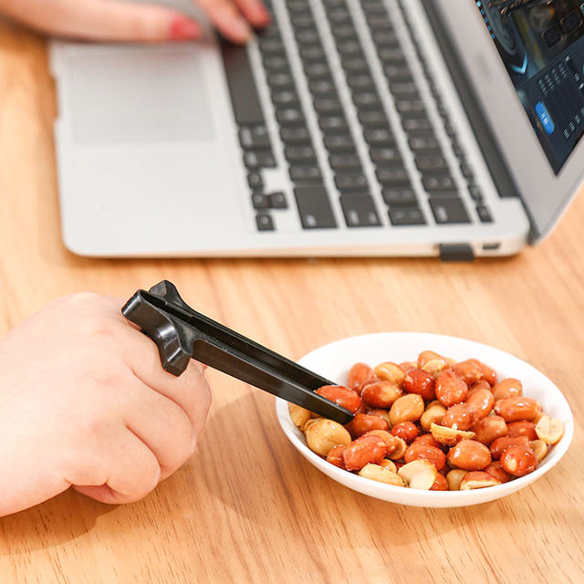 Free-Hands Snack Chopsticks | asghedom.com