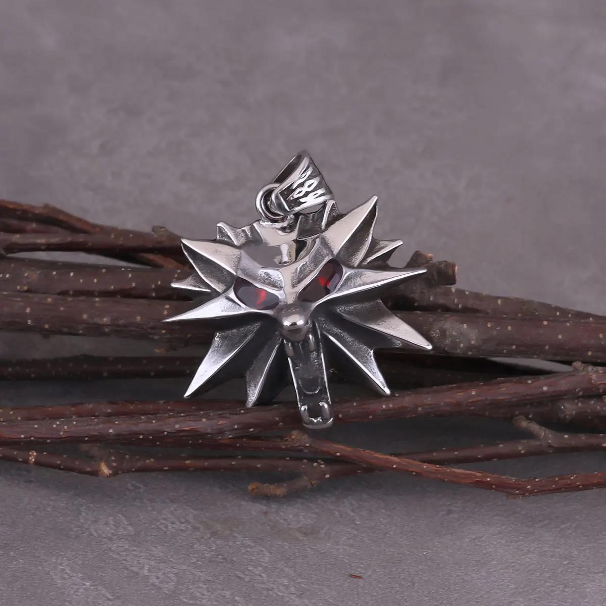 Viking-Vintage-Red-Zircon-Inlay-Wolf-Head-Pendant-Necklace-Men ...