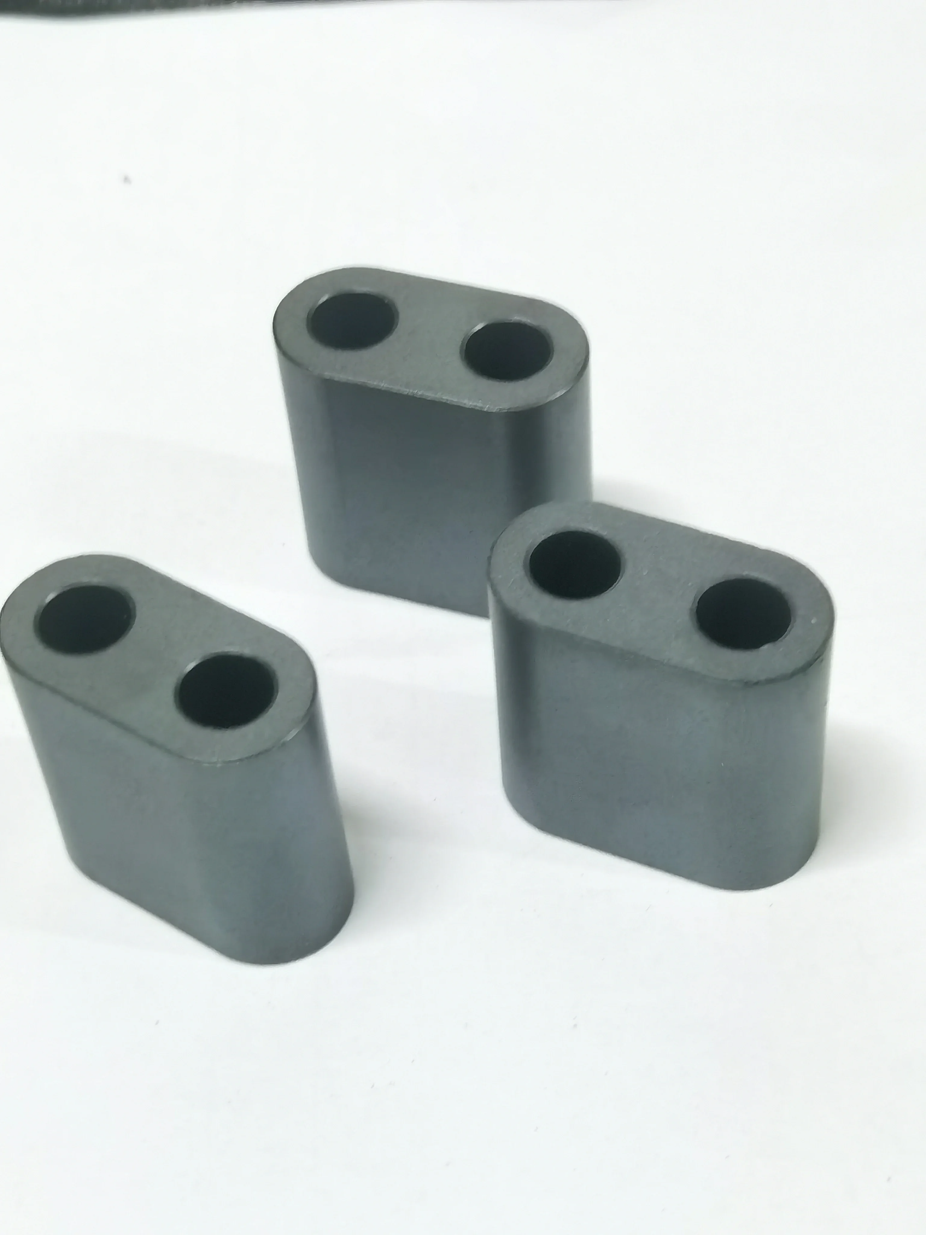 1 ชิ้นสไตล์อเมริกัน RF Dual Hole Ferrite Magnetic Core: BN-73-202 ...