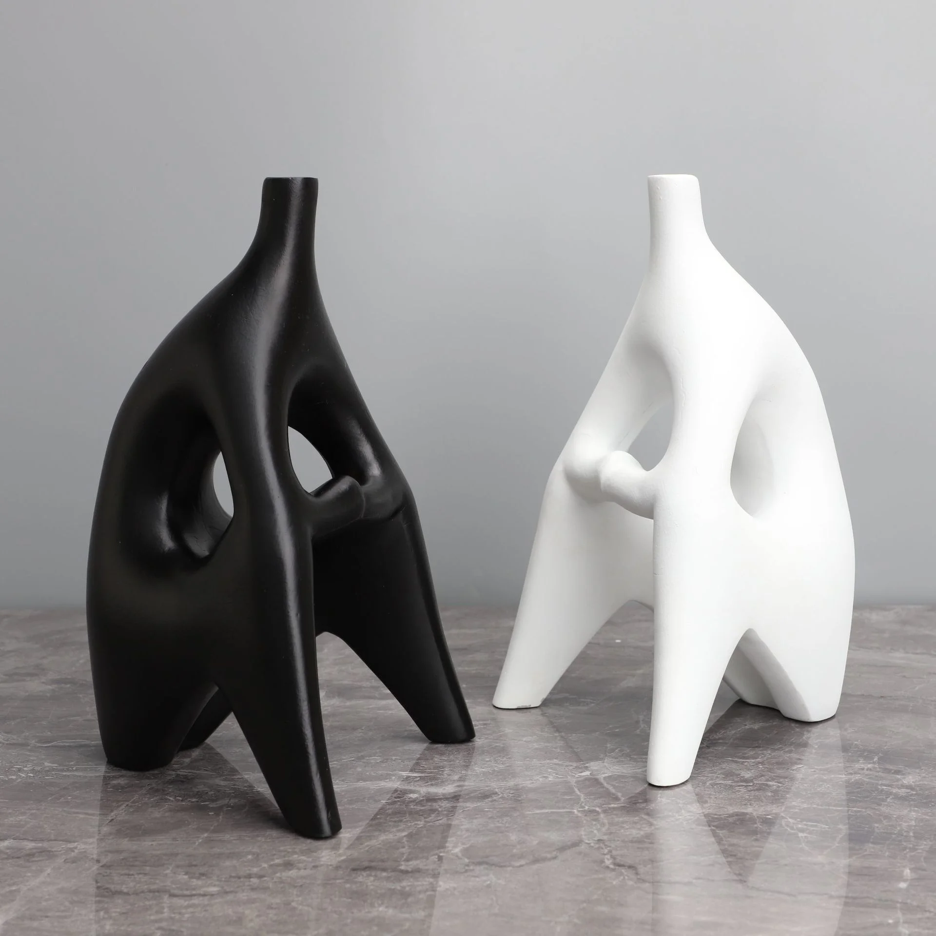 Modern Simple Black And White Headless Figure Sculpture Resin ...