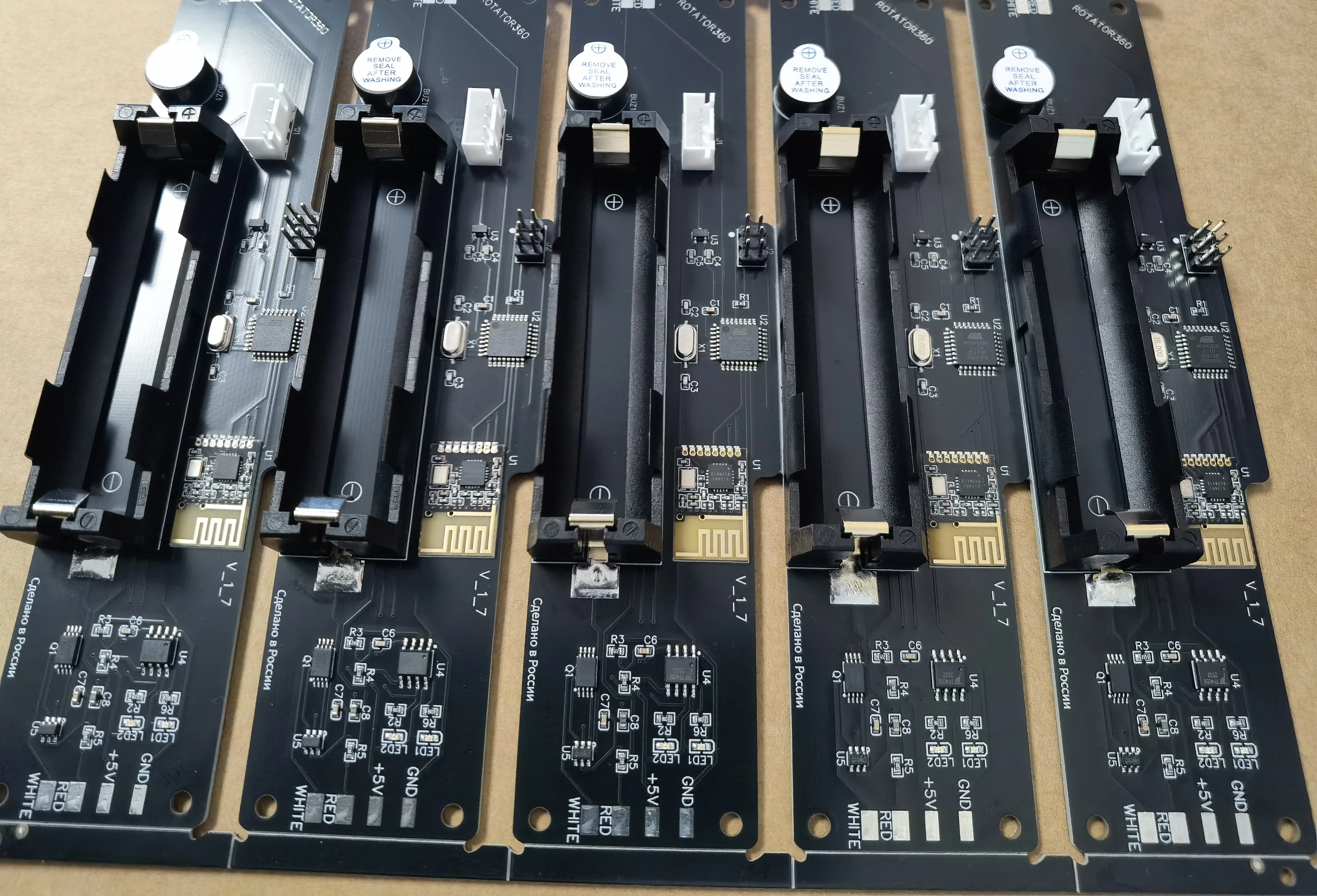 Electronic component surface mount soldering and plug-in PCB assembly ...