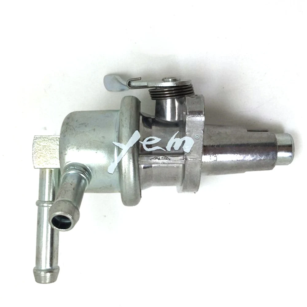 For-kubota-engine-V2203-V2403-fuel-pump-17539-52030.jpg