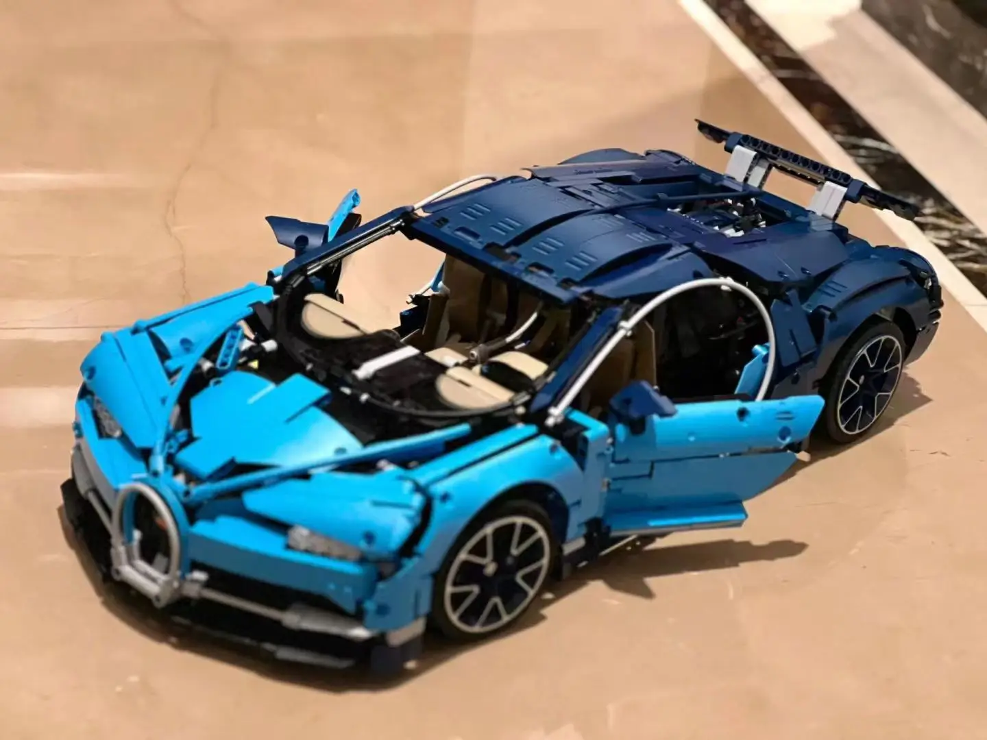 4031pcs-Super-Racing-Car-Bugattied-Chiron-1-8-Model-Static-Building ...