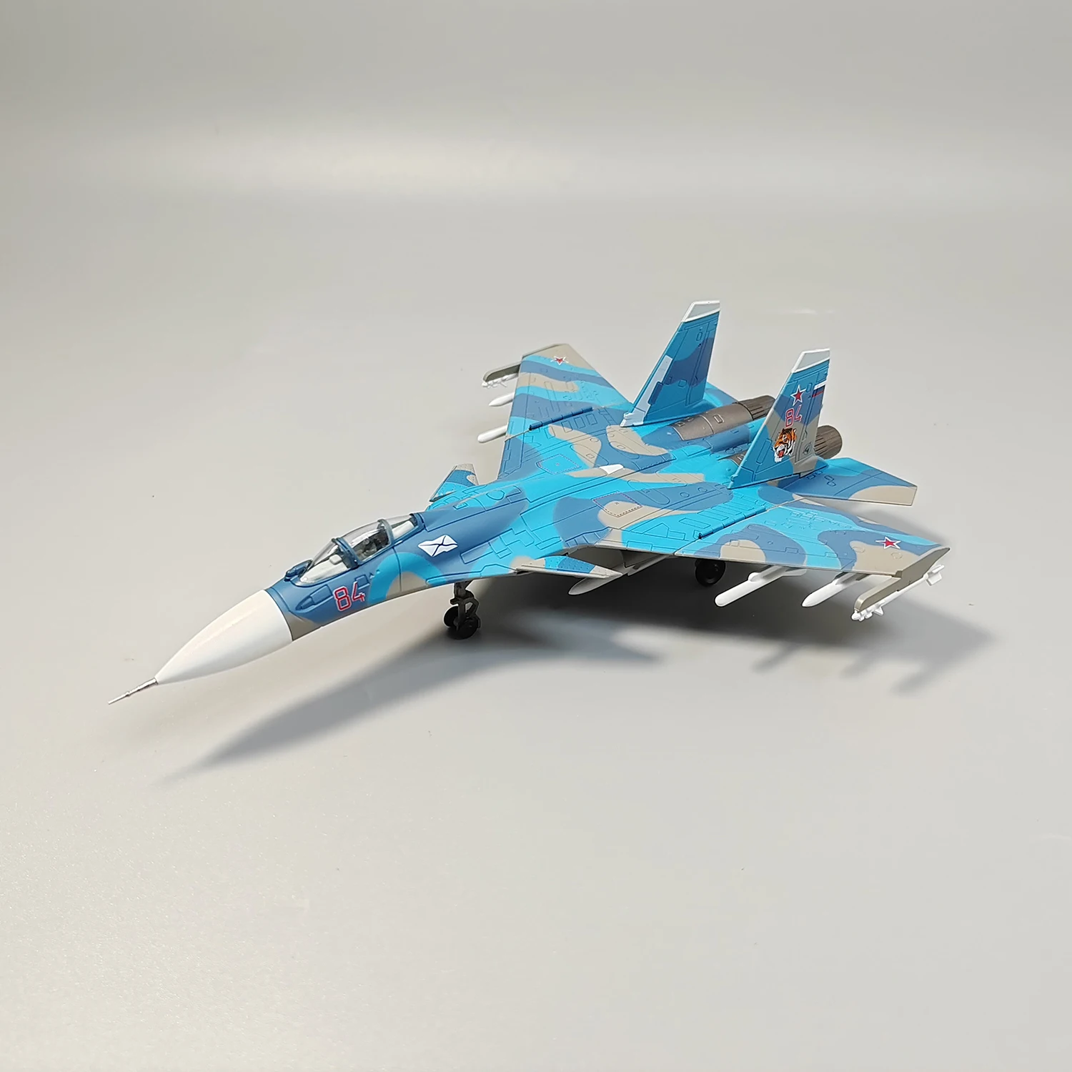 1:100 Scale Russian Navy Su-33 Carrier Based Fighter Aircraft Model ...