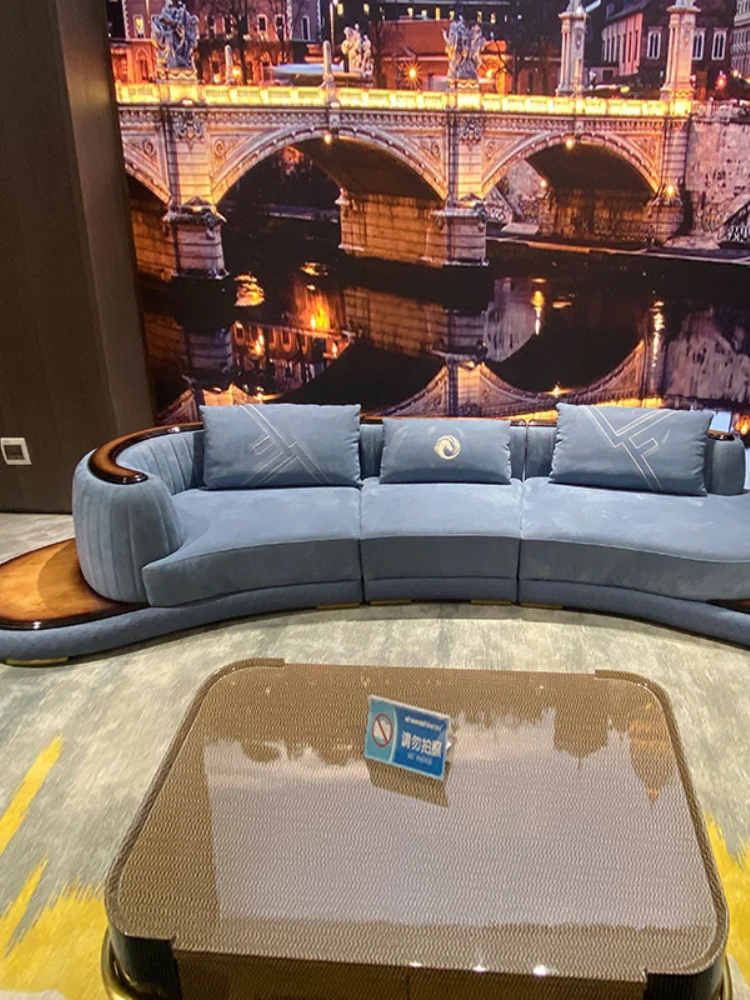 Fabric sofa high-end Fendi living room flat light luxury curved sofa