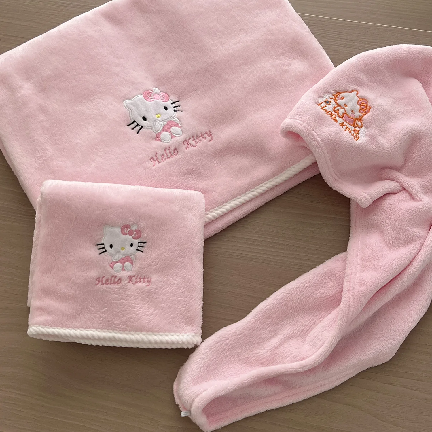 Sanrio-Anime-Cartoon-Hello-Kittys-Towel-Bathroom-Water-Uptake-Adorkable ...