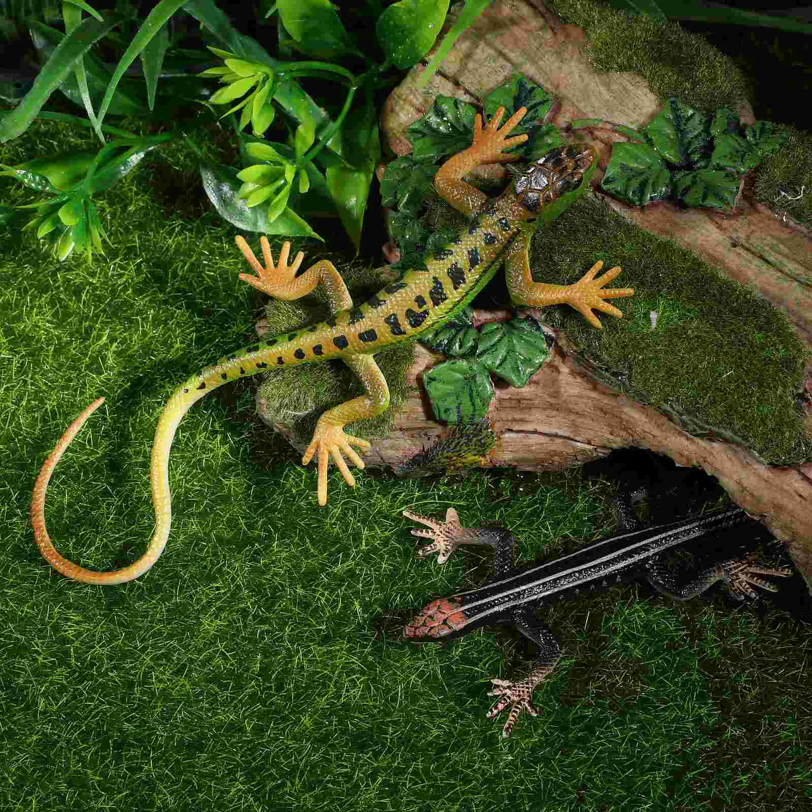 Realistic Lizard Four- Legged Snake Lizard Trick Toy Realistic Rubber ...