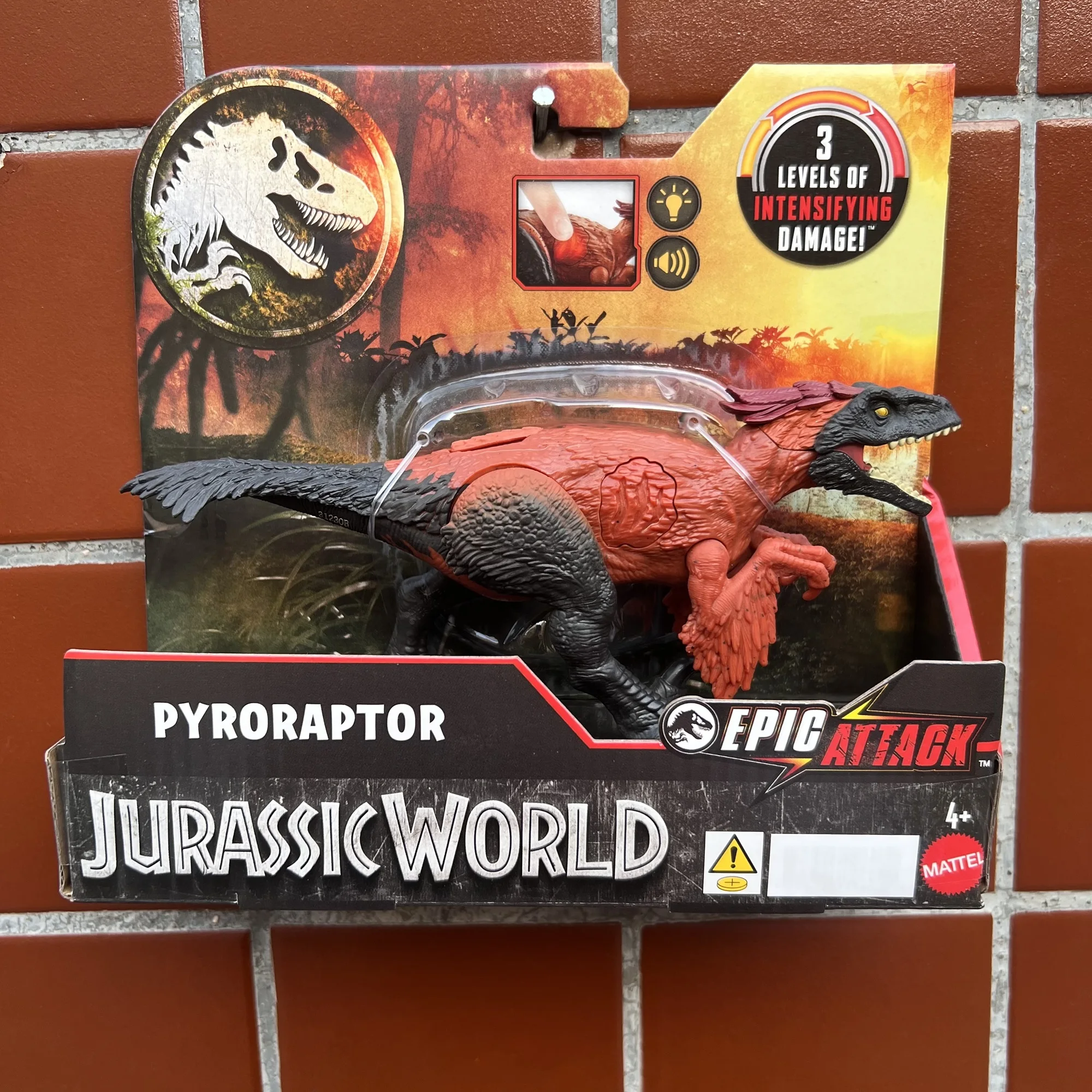 Mattel-Jurassic-World-Dominion-Pyroraptor-Extreme-Damage-Dinosau-Toy ...