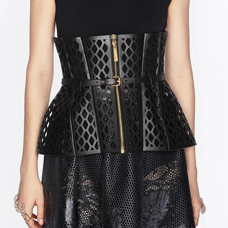 Skeleton-mesh-bodice-waist-seal-leather-curved-women-s-curved-shape ...