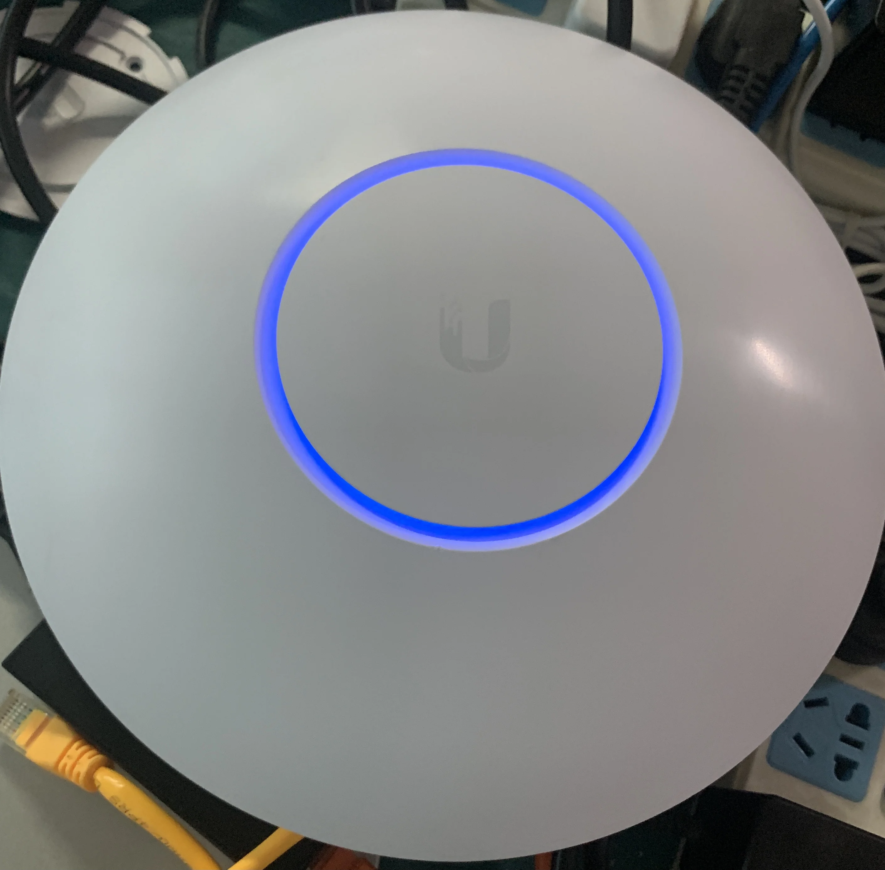 Second-hand-UBNT-UniFi-UAP-AC-PRO-LR-LITE-Enterprise-WiFi-ultra-high ...