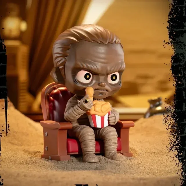 POP MART Universal Monsters Van Helsing Invisible Man Phantom Of the ...