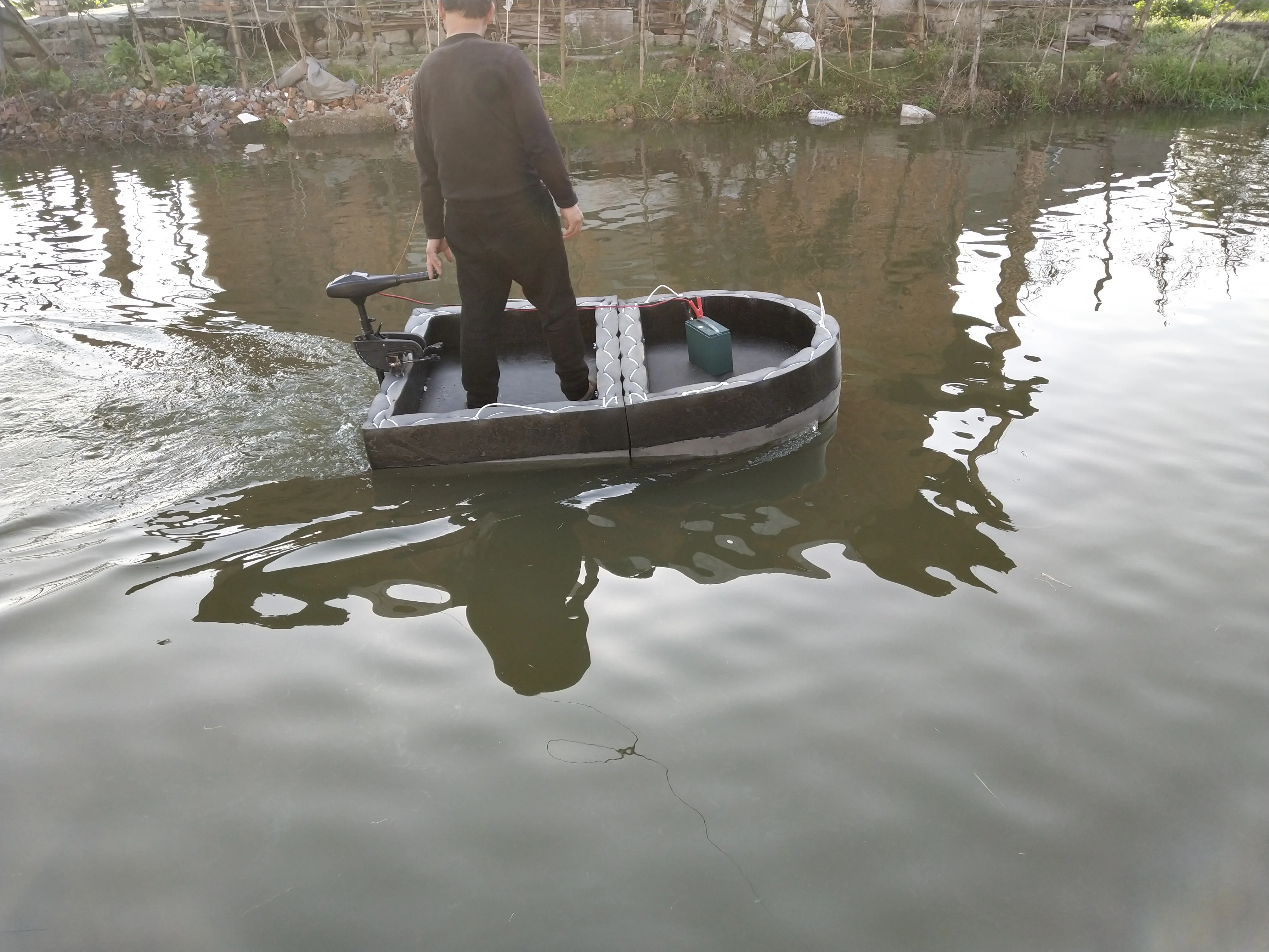 Tragbare-Verdickte-Ausgeh-rteten-Schaum-Boot-Hausgemachte-durch-Hand-Fischerboot-Aquatische ...