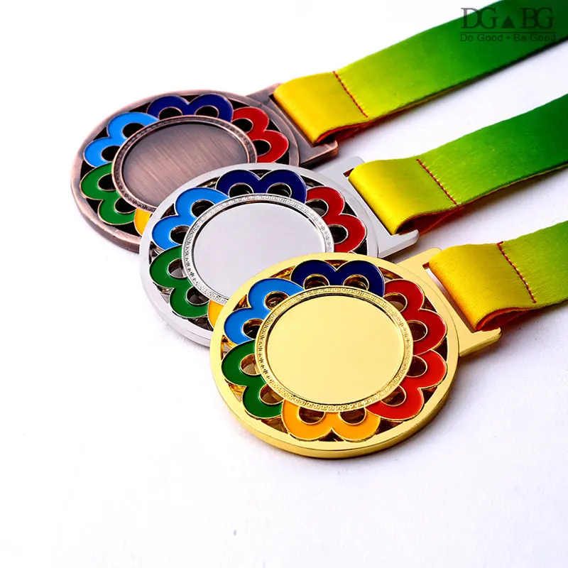 DIY-Make-Your-Own-Award-Medal-with-Ribbons-Fun-Craft-Activity-Kit-for ...