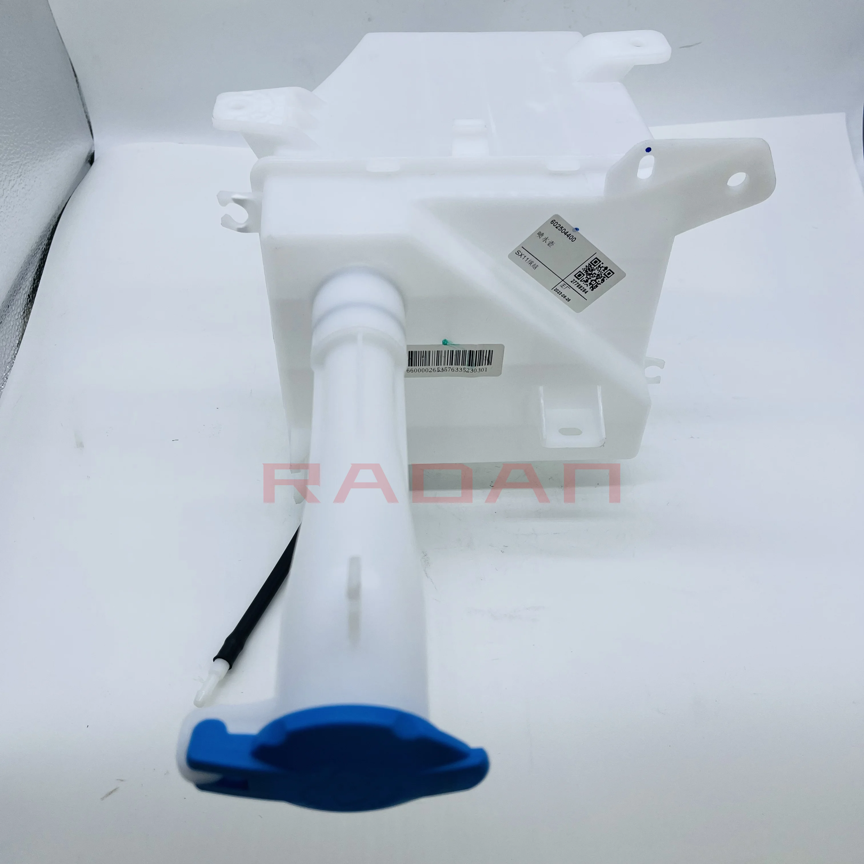 Front-Wiper-Tank-Water-Tank-Bottle-Windshield-Washer-for-Geely-Coolray ...