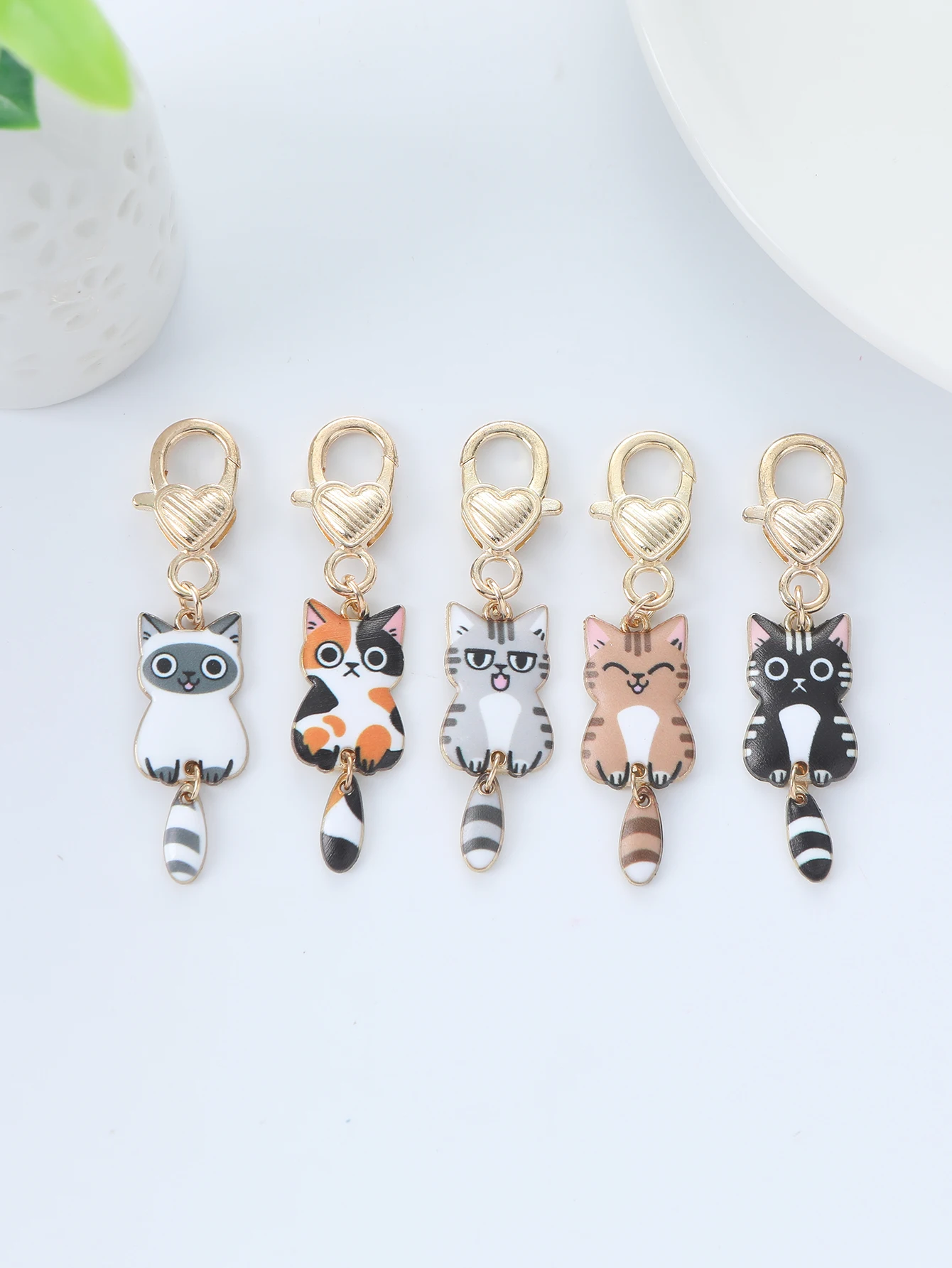 5-Pcs-Fashion-Cartoon-Cat-With-A-Moving-Tail-Keychains-For-Women-Gifts ...