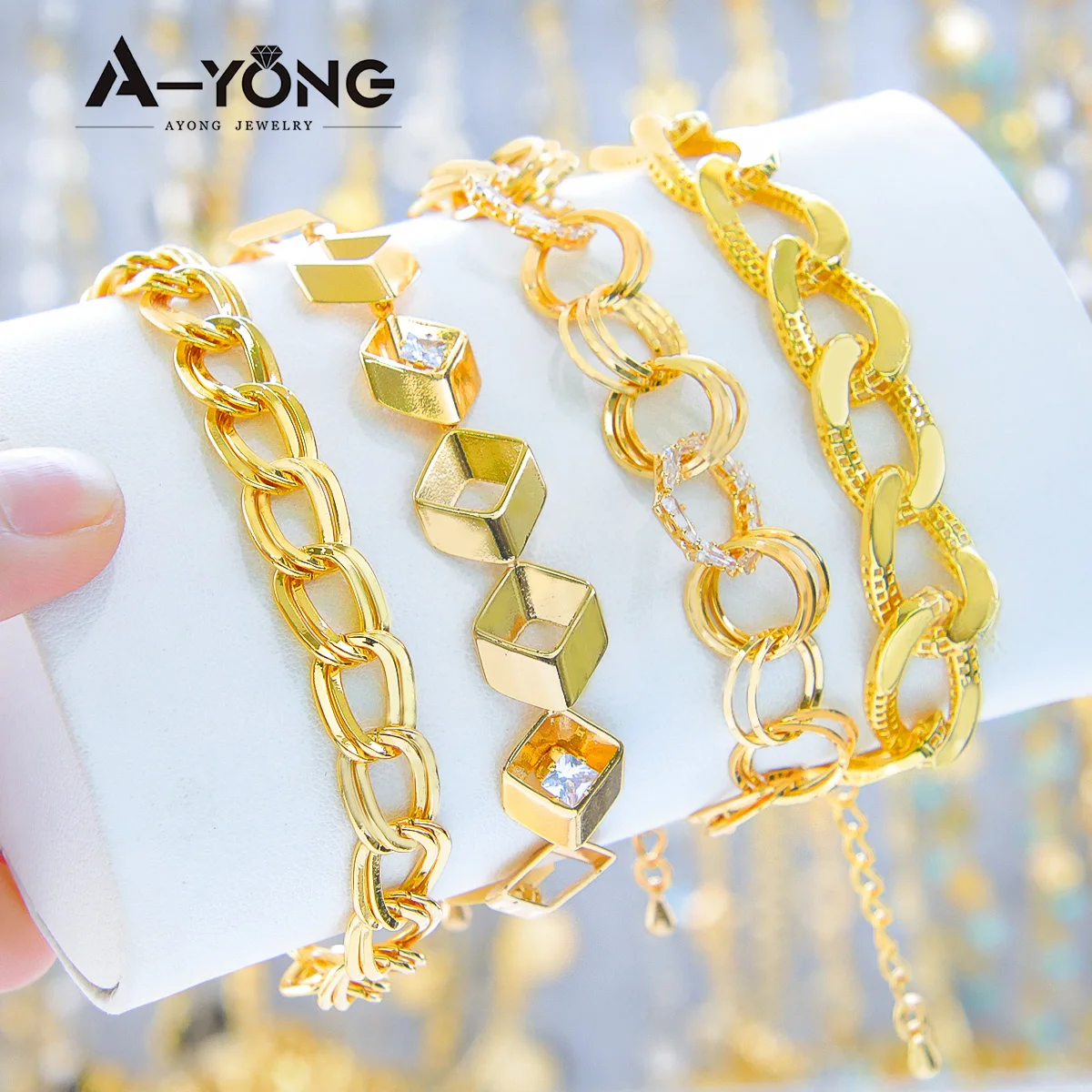 Gold Bracelet Designs For Ladies Chain Type