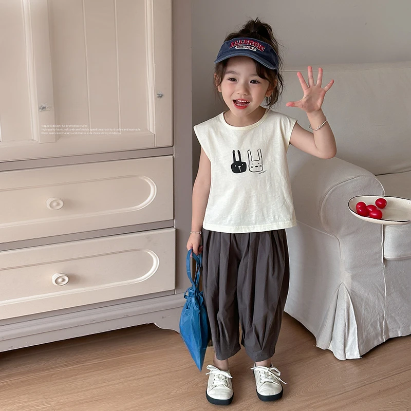 Summer-2024-Korean-suit-shows-foreign-flavor-and-cute-Samoon-rabbit ...