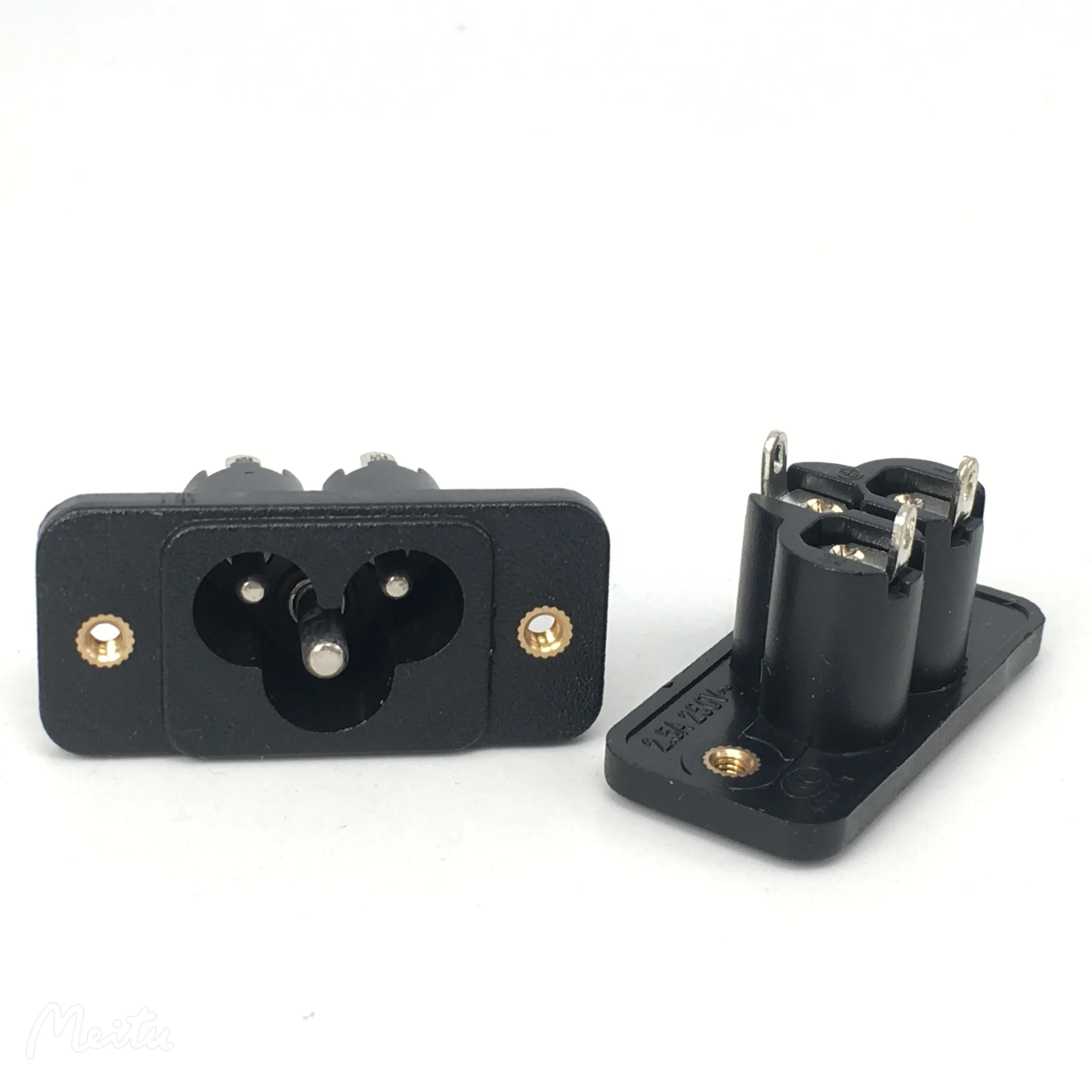 1pcs AC 2.5A 250V 3 pin voltage AC IEC 320 C6 male power socket ...
