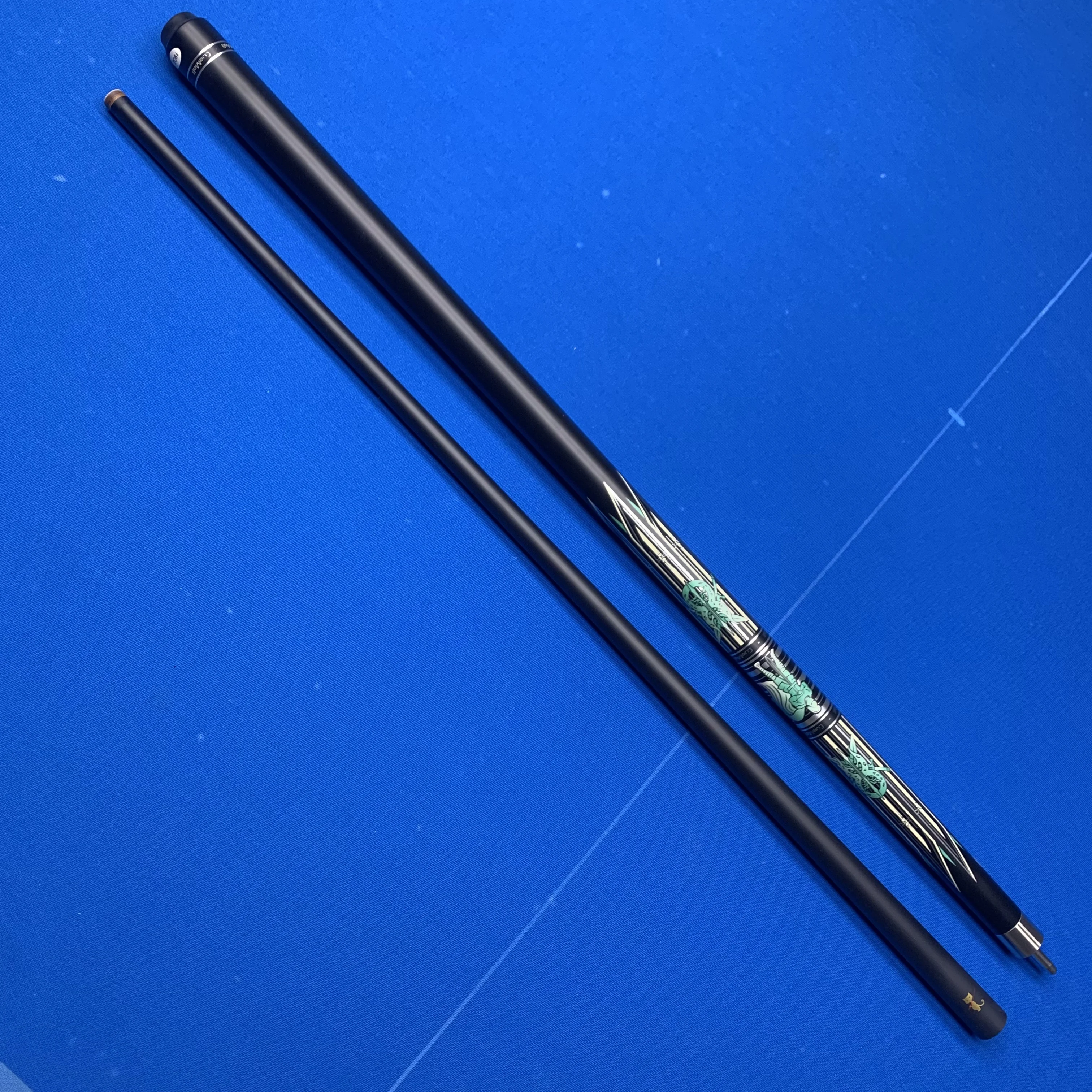 Professional 12.75mm Pool Cue - Fiberglass Shaft Green Silver Pattern 1 ...