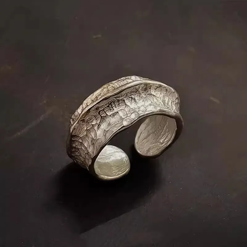 Anillo-Vintage-con-patr-n-de-martillo-de-industria-pesada-dise-o ...