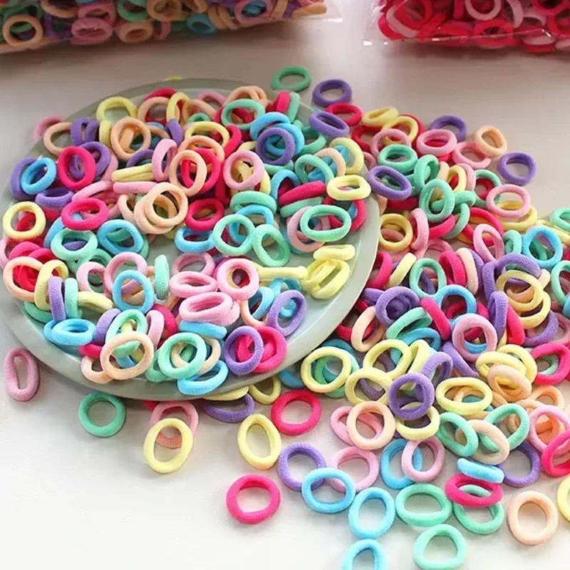 Everything You Need to Know About OW2 Rubber Banding and Hair Accessories