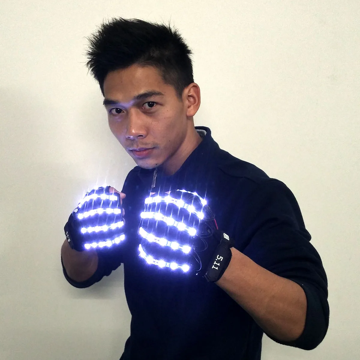 Novelty LED Gloves Glowing Flashing Finger Glove Light Up Glove ...