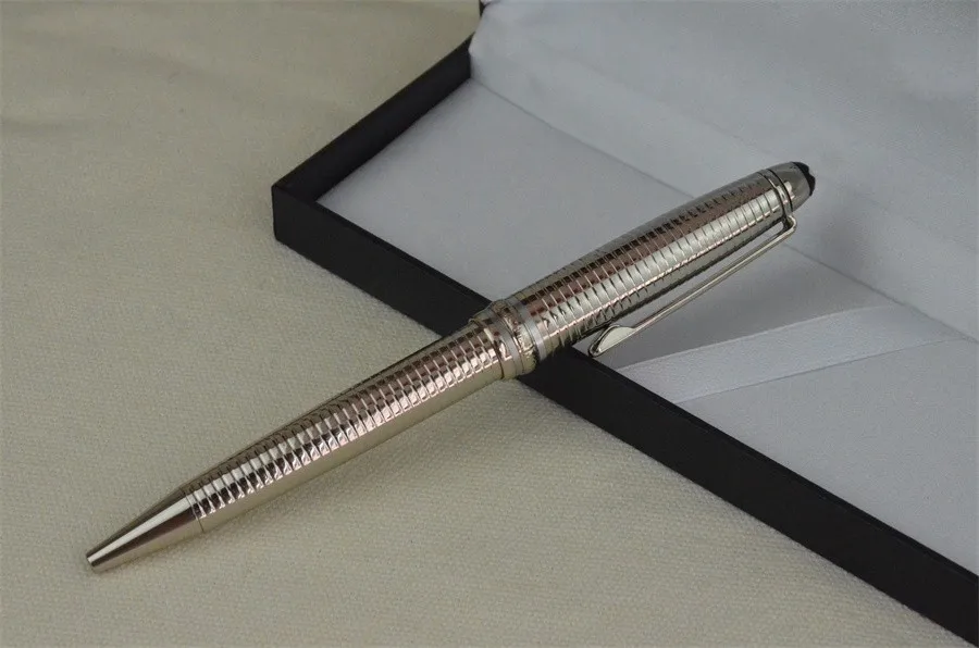 Stylo-bille-de-luxe-de-marque-c-l-bre-con-u-par-un-styliste-de-haute.jpg