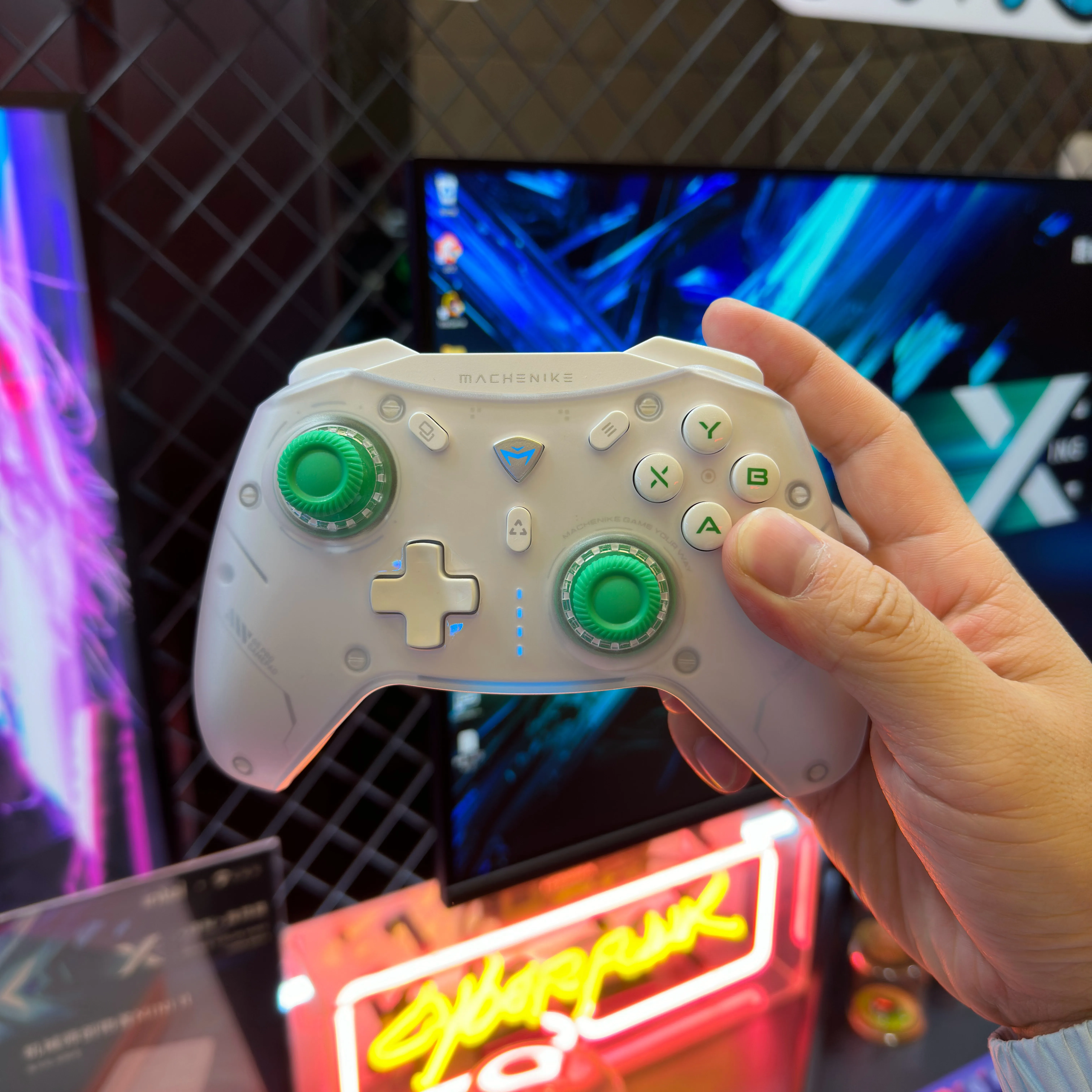 MACHENIKE-G6PRO-Nearlink-Gamepad-Low-Latency-Wireless-2Khz-3-Mode-Hot-Swap-Hall-Game-Handle ...