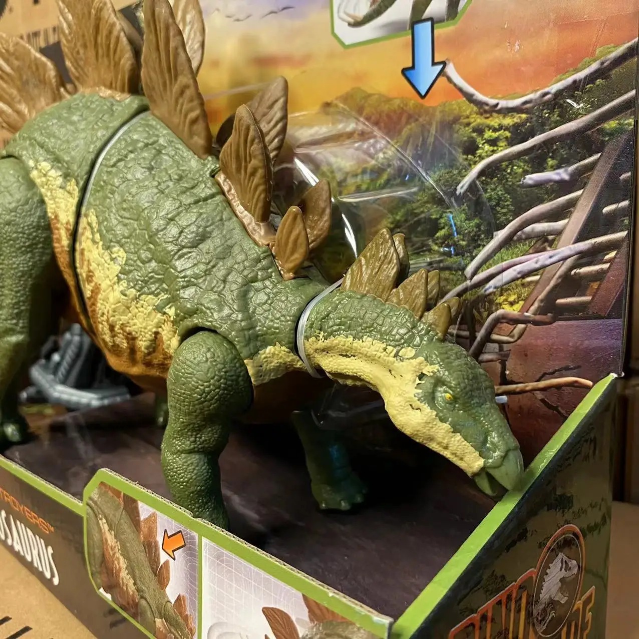 Stegosaurus Jurassic Park Toy