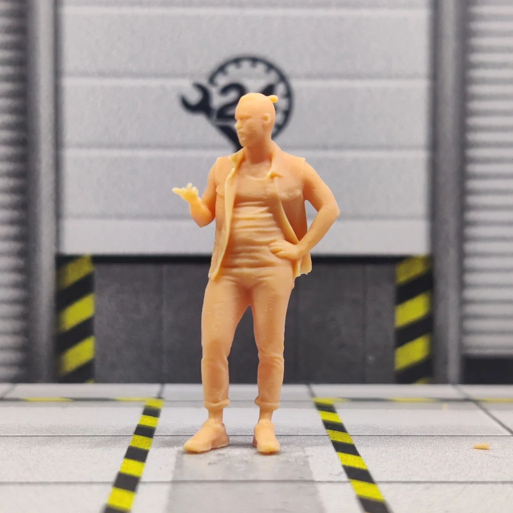 1/64 1/43 Scale Model Resinsmall Meatball Head Talking About Male ...