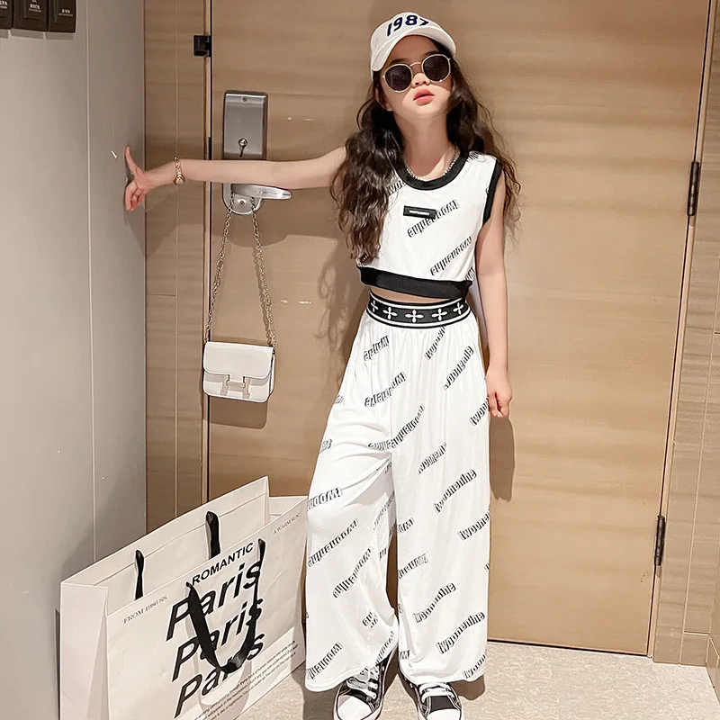 Clothing Styles For Teenage Girls