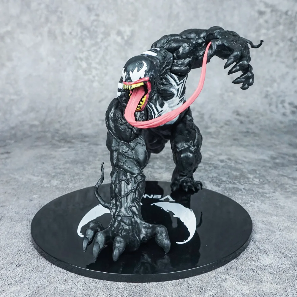 Venom-Hand-made-Est-tua-de-Batman-Vil-o-do-Filme-Around-the-Office ...