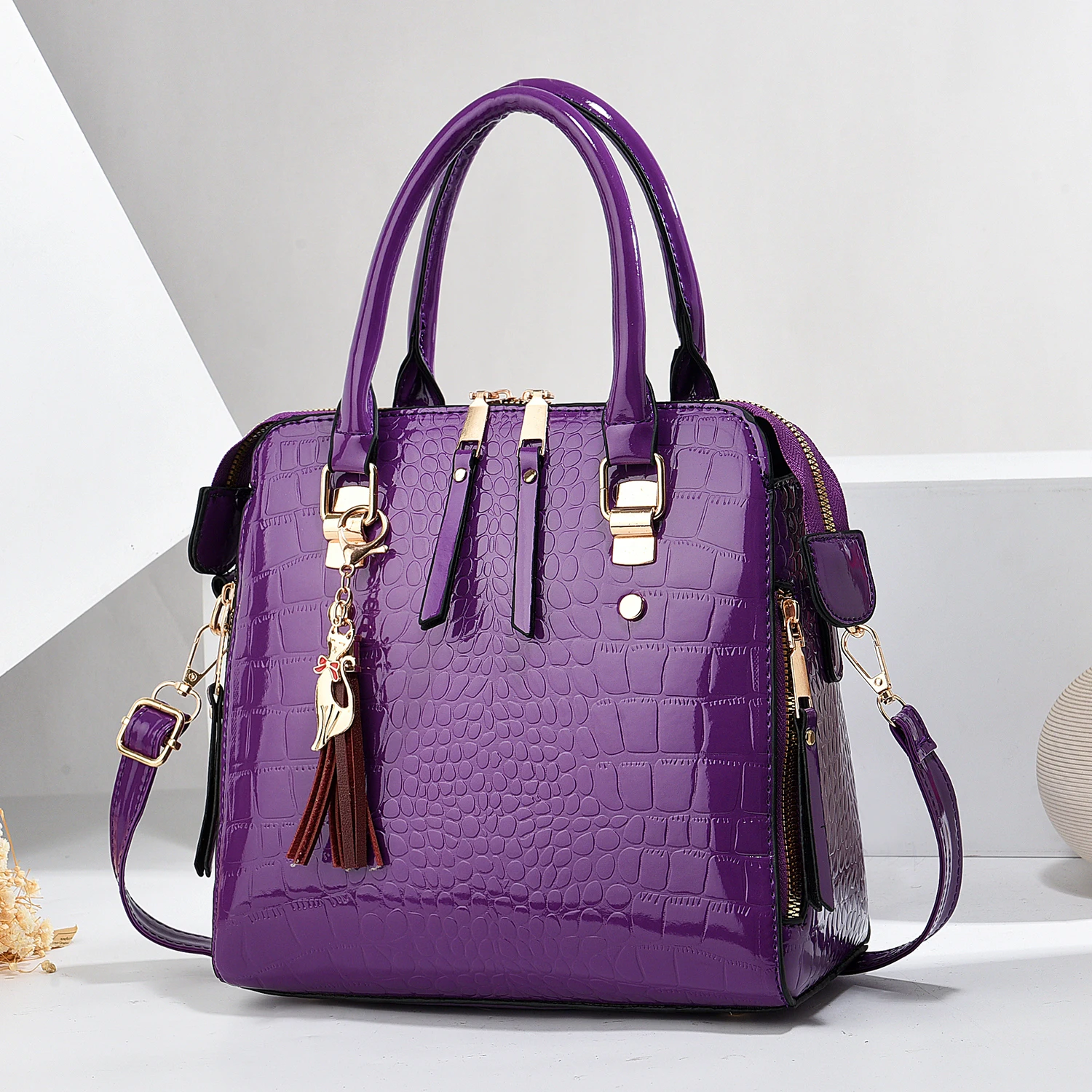 Luxurious Crocodile Embossed Tote Handbag - Spacious, Elegant, and ...
