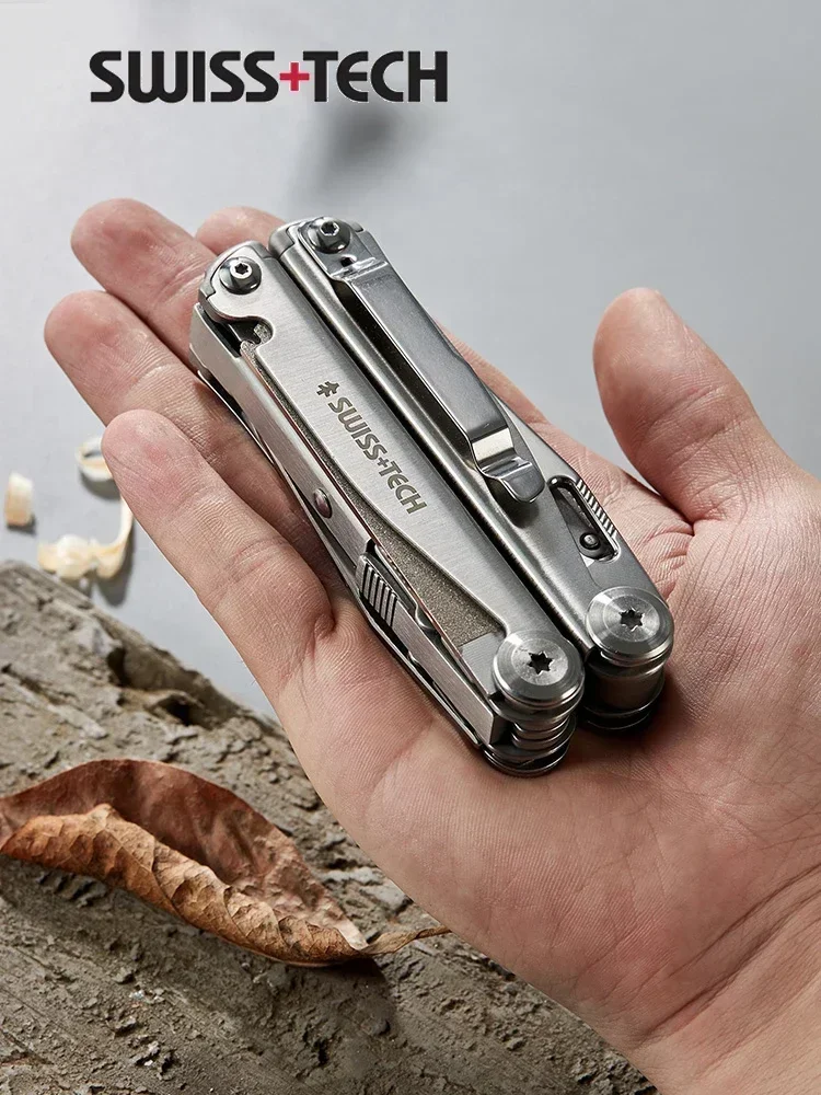 SwissTech-18-in-1-EDC.jpg