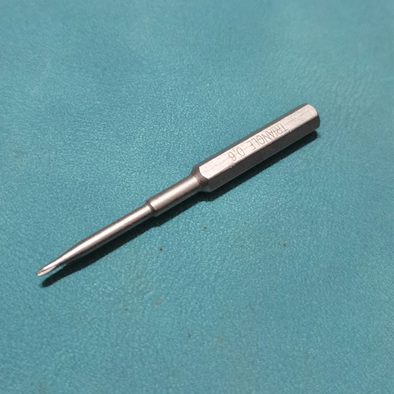 Magnetic-S2-Precision-Screwdriver-H4-Bit-0-6-Y-Tip-Tri-Point-Bits-for-iPhone-X.jpg