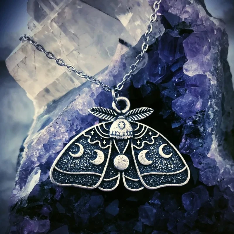 Collar-de-fase-lunar-de-polilla-joyer-a-de-polilla-Celestial-joyer-a ...