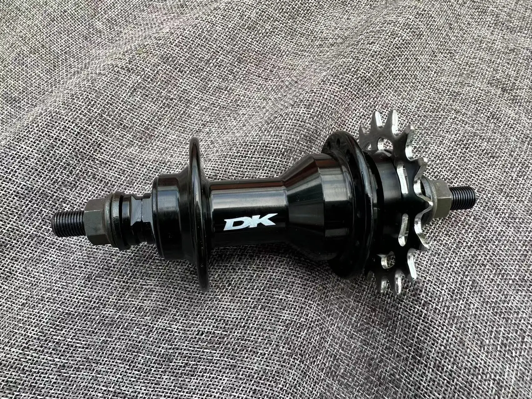 DK-Bmx-Racing-Hub-Rolamentos-selados-14T-15T-16T-17T-18T-20T-110x-3-8-28H.jpg