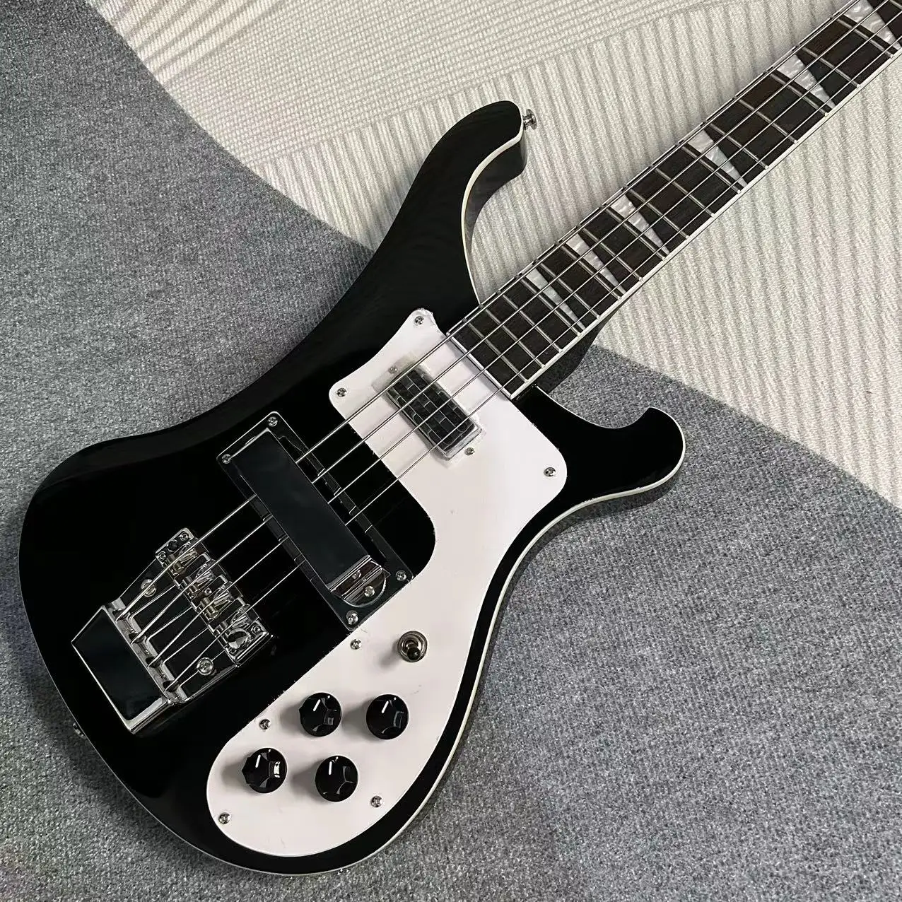 Rickenbacker-4003-Bass-Electric-Guitar-Black-Color-Basswood-Body ...