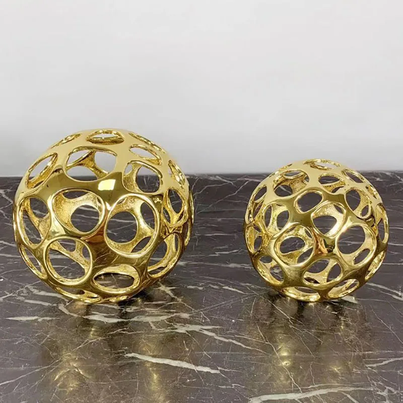 Creative Metal Hollow Ball Statue Crafts Golden Ball Geometric ...