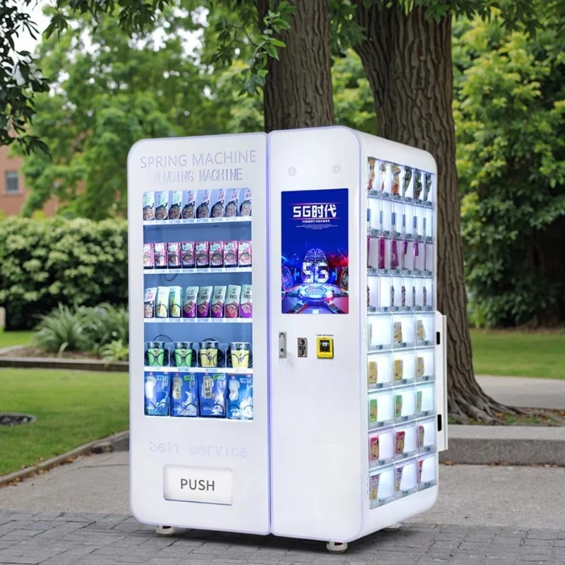 High Capacity Eco Friendly Snack Vending Machine for Parks with Solar ...