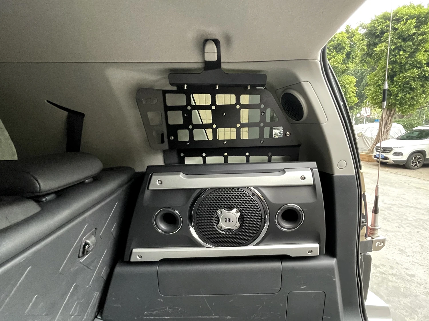 Fj Cruiser Rear Interior