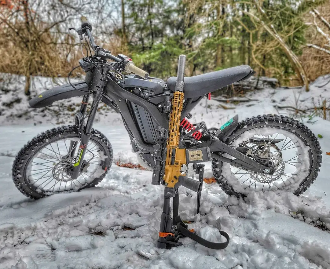 SurRon bicicleta eléctrica Light Bee X Storm Bee, bici de 60V y 5400W ...