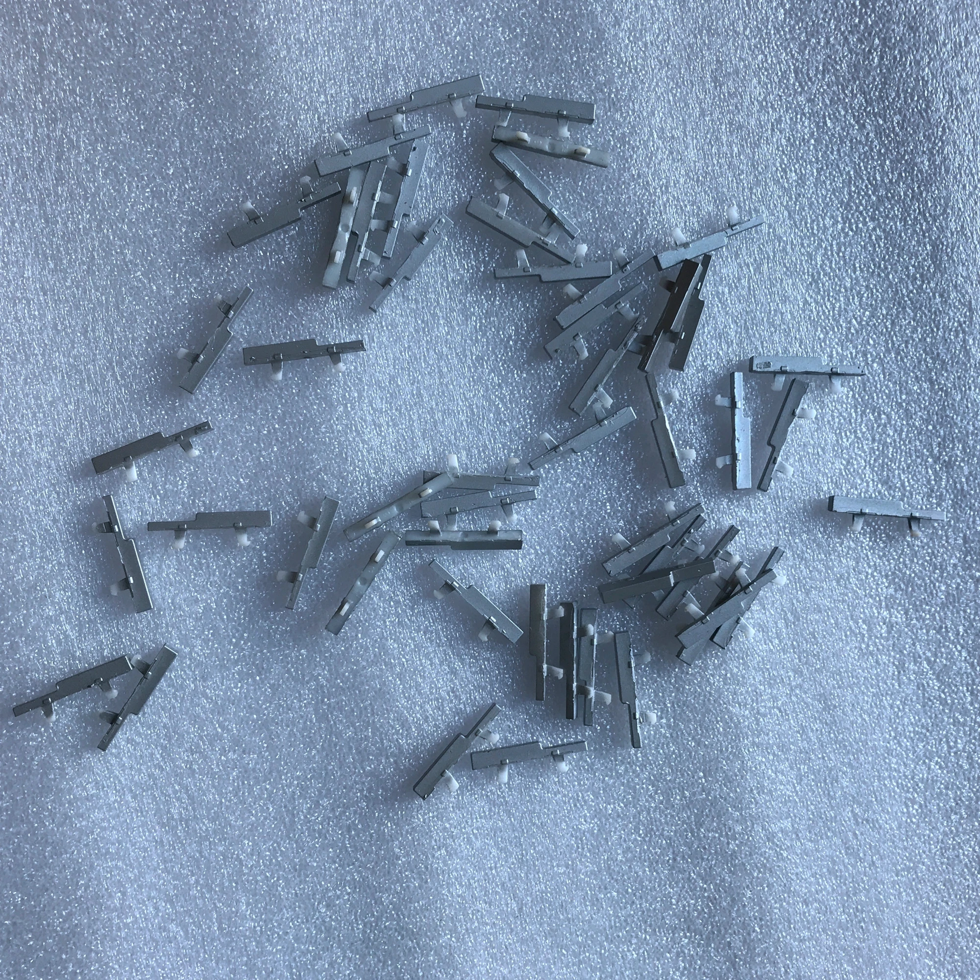 NEW-top-lid-screen-lcd-bezel-lock-buckle-for-15-6-inch-HP-Probook-6560B ...