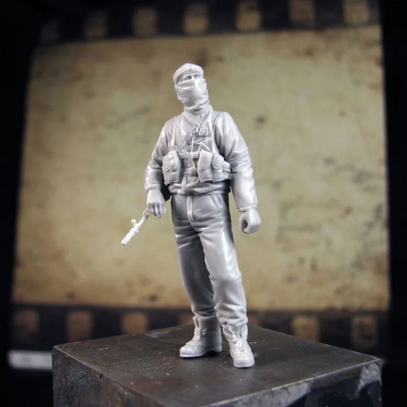 1-35-Scale-Resin-Figure-Model-Kit-Modern-War-Middle-East-Armed-Soldier ...