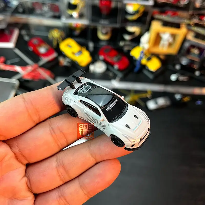 Coche en miniatura de aleación 1:87 GTR R34 mide aproximadamente 5 cm ...