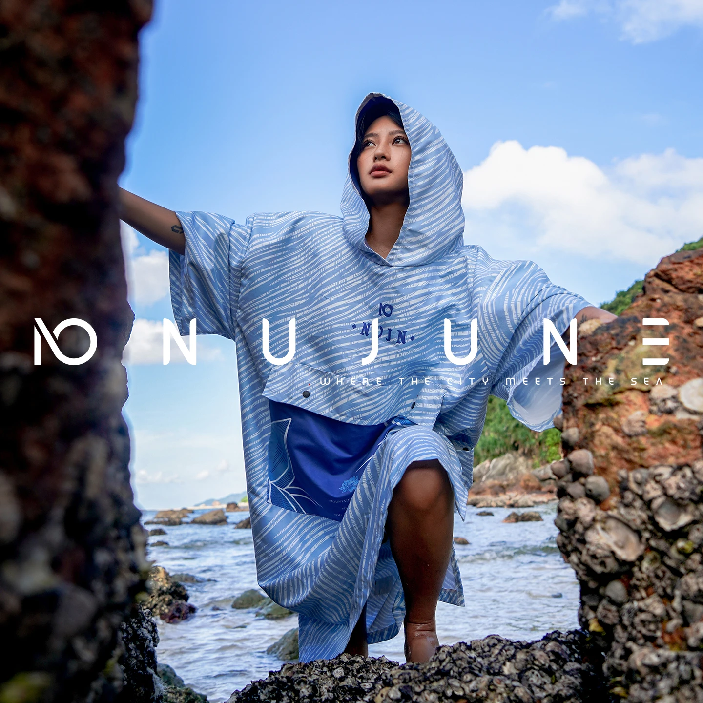 Nu-June Surf Towel Poncho Windproof Beach Changing Robe with Large ...